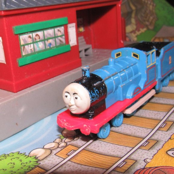 Thomas & Friends | Toys | Thomas Tank Engine Ertl Diecast Track Train ...